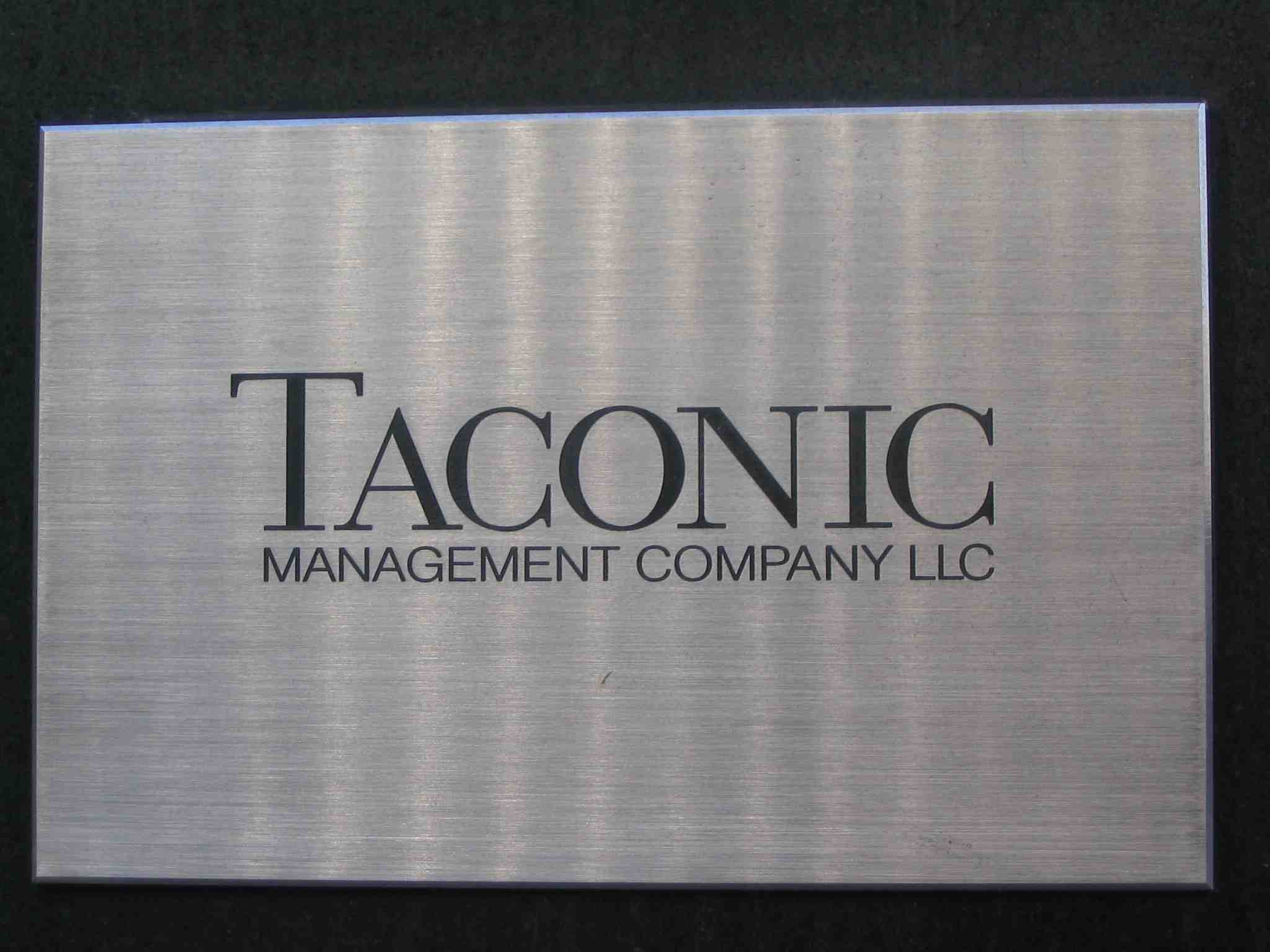 Engraved Corporate Signage30 - Professional Sign Builder | Custom Signs ...
